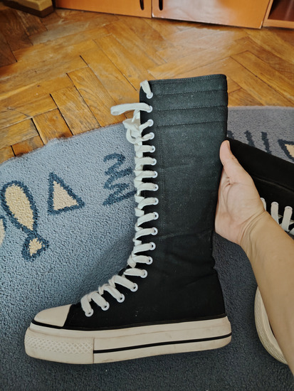 Cropp crne duboke patike-starke 37/38