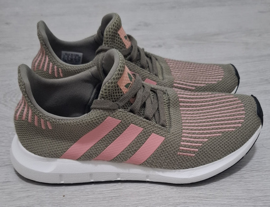 Adidas patike - original
