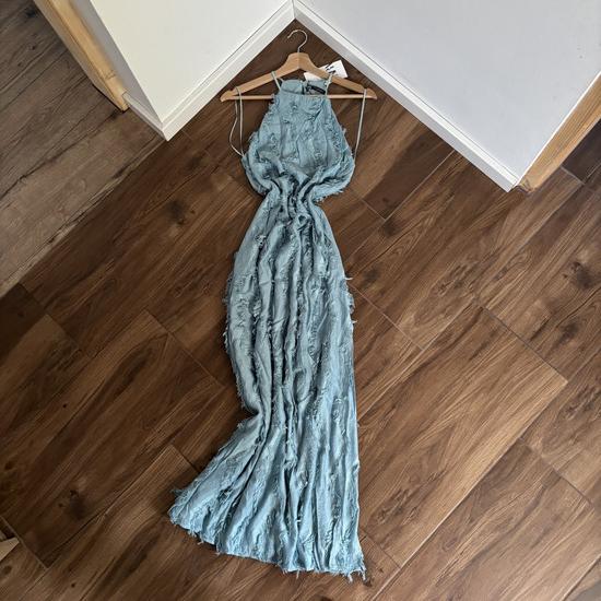 Zara prelepa viralna midi haljina Novo