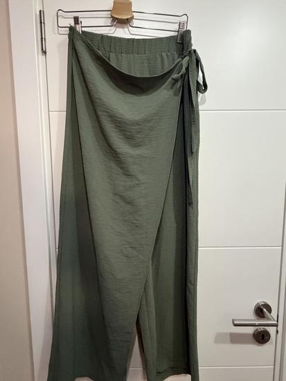 Zara letnje pantalone sa vezivanjem