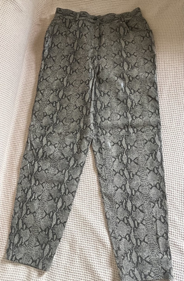 FANTASTICNE PANTALONE OD PRAVE KOZE