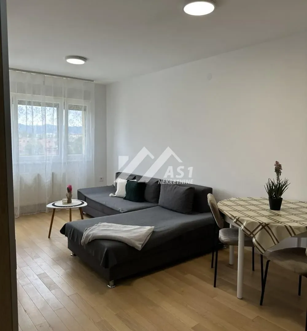 Izdavanje, jednosoban stan, 40m², Novo naselje, Novi Sad