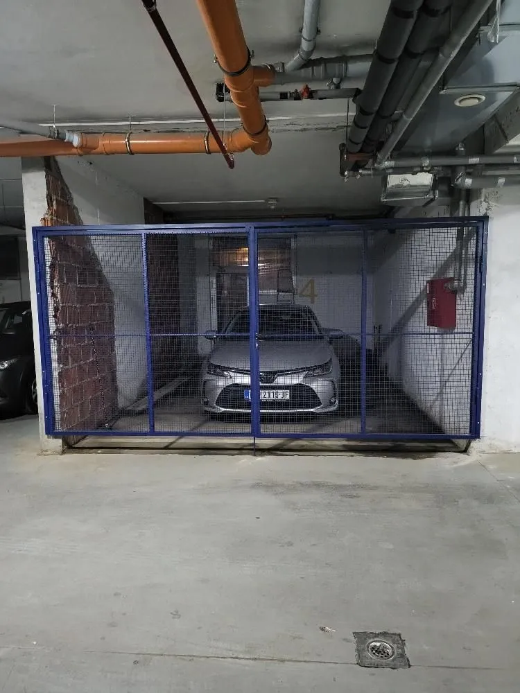 Izdavanje, parking/garaža, 26m², Južni Bulevar, Vračar Sve Podlokacije