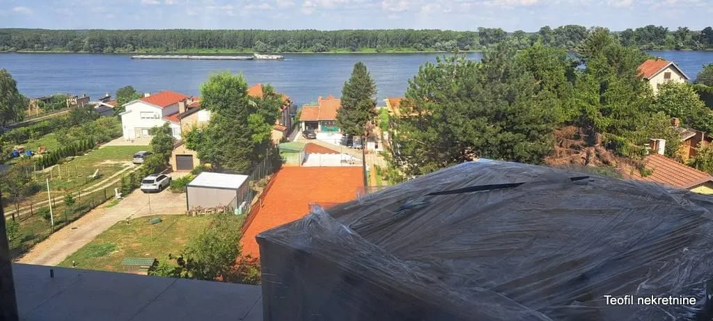 Prodaja, trosoban stan, 82m², Stari Banovci, Stara Pazova