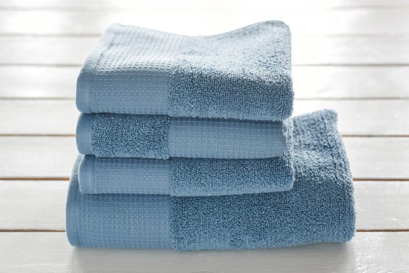 PEŠKIR “WAFFLE” STERLING BLUE