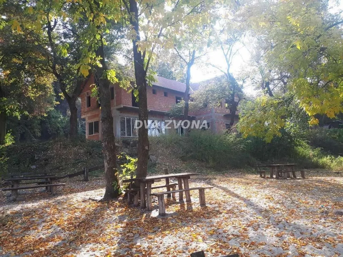 Prodaja, kuća, 450m², Čortanovci, Inđija