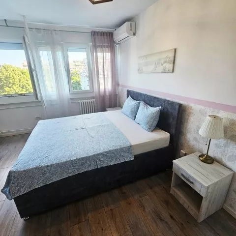 APARTMAN PAKU 2