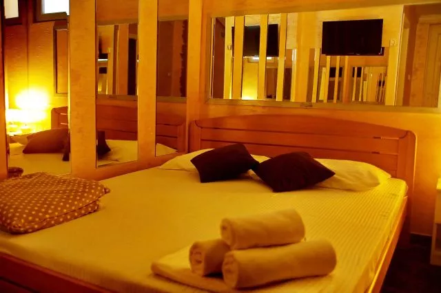 APARTMAN 13