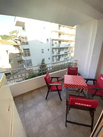 BECICI CRNA GORA APARTMANI