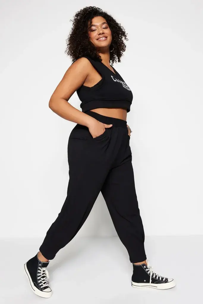 Trendyol Curve Ženske pantalone Tbbss23Ar00002, Crne