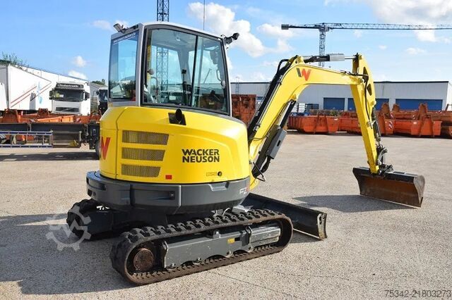 Mini bager
WACKER NEUSON E16-02 Model EZ36 - year 2021