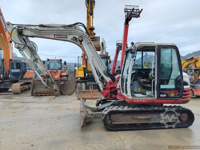 Mini bager
Takeuchi TB290
