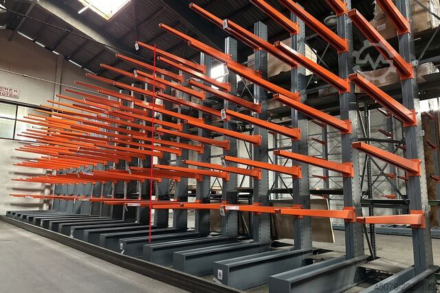 Konzolni regál
Elvedi