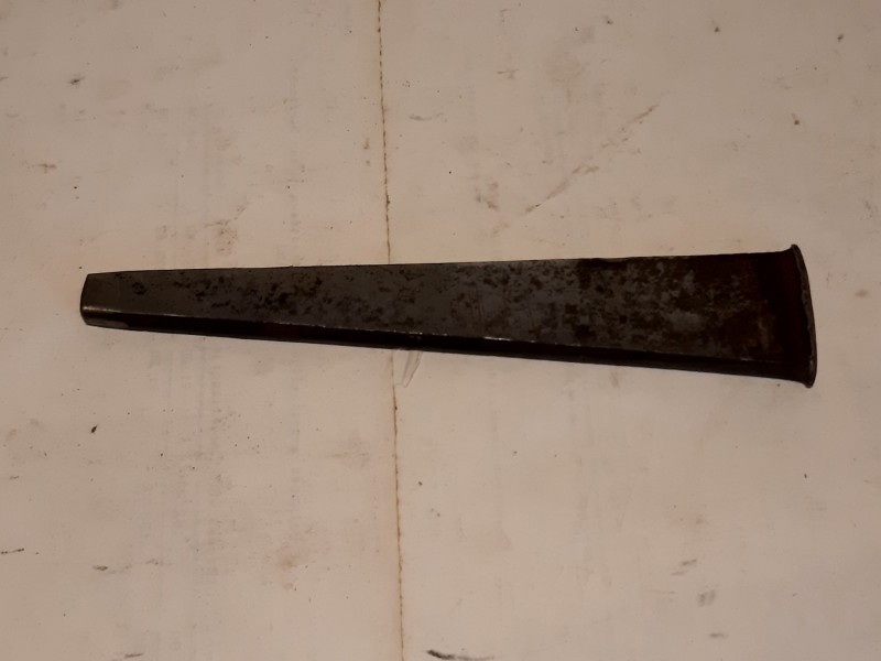 Stari klin za izbijanje MK morze konusa, izbijac