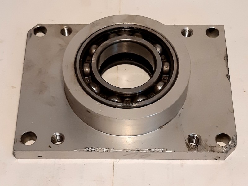 Aluminijumsko kuciste sa lezajem za osovinu 50mm