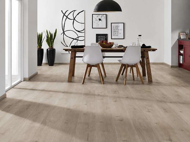 Akcijski laminat K325 – 8 mm, 32/AC4