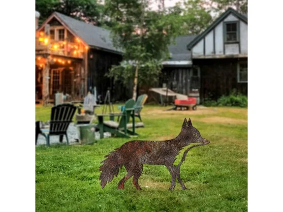 Evila Originals Dekorativna baštenska figura Fox -A 01