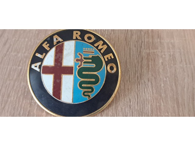 Originalni amblem Alfa Romeo za haubu / masku – metalni