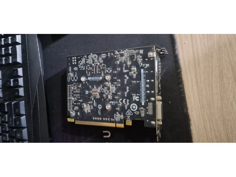Graficka RTX 560 AERO ITX 4G OC