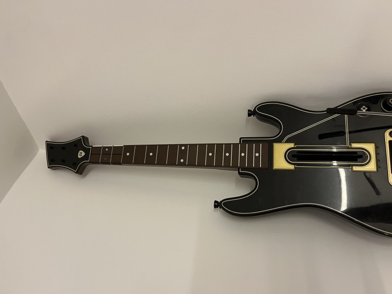 GUITAR HERO GITARA