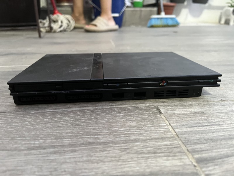 Sony Play Station 2 slim
