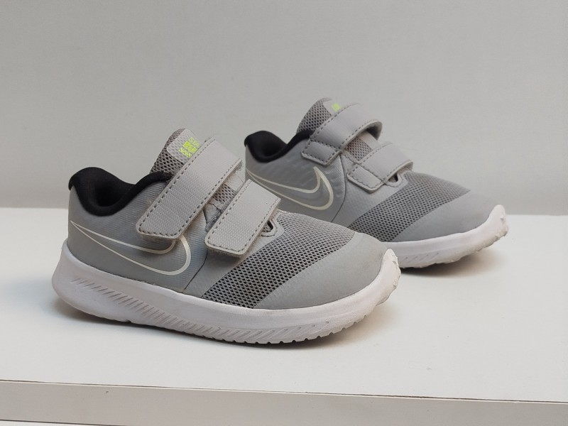 NIKE decije patike br.22