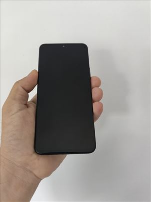 Honor X8 crni