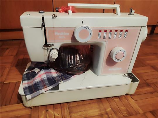 Mašina za šivenje Victoria Fashion 900