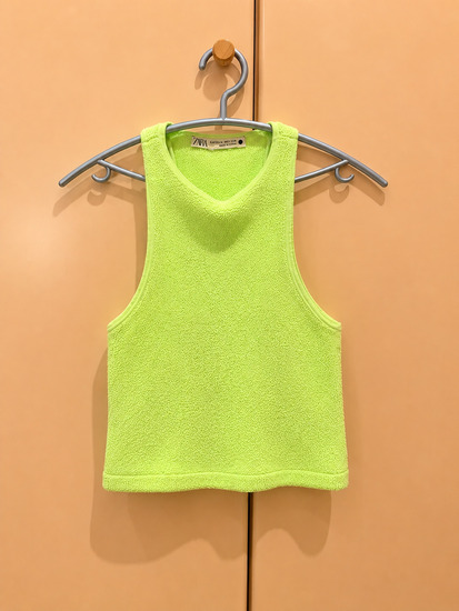Zara crop top (nenosen)