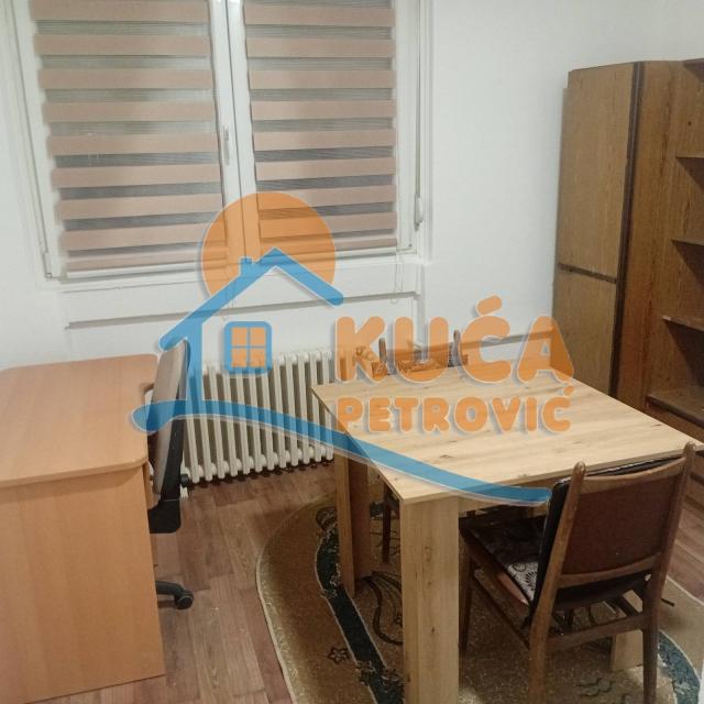 Izdaje se stan u centru grada!