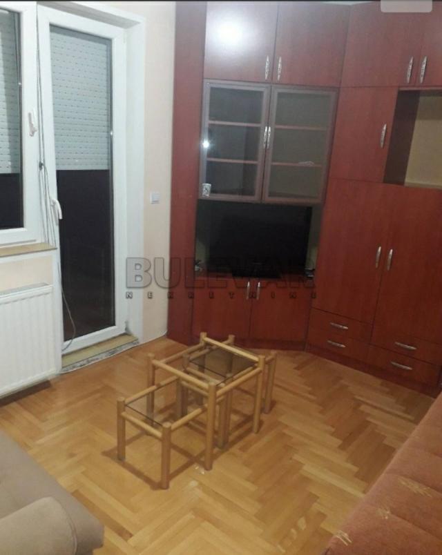 Izdaje se jednosoban stan kod Dif-a, 28m2!