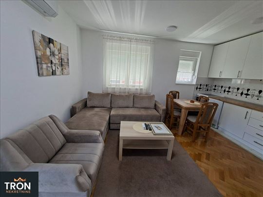 Jednosoban stan u blizini osnovne škole 37m2
