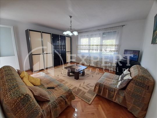 Izdaje se stan u Durlanu, visoko prizemlje, 53m2