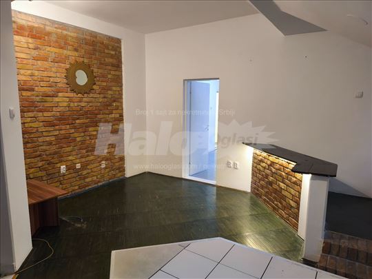 Poslovni prostor stari Cerak Trgovačka 50m2