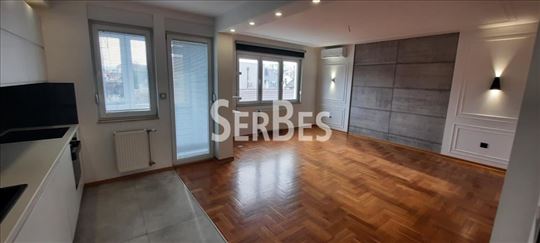Poslovni prostor 146m2 u blizini železničke stanic