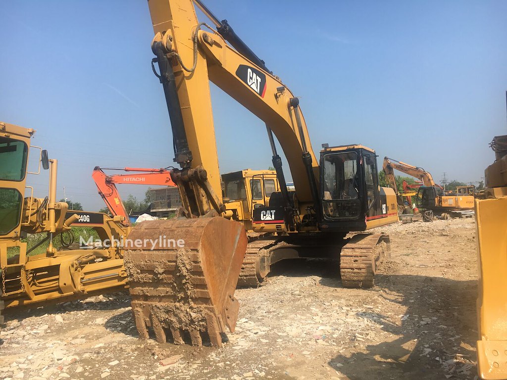 Caterpillar 330D bager guseničar