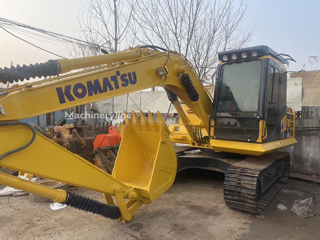 Komatsu PC130 bager guseničar