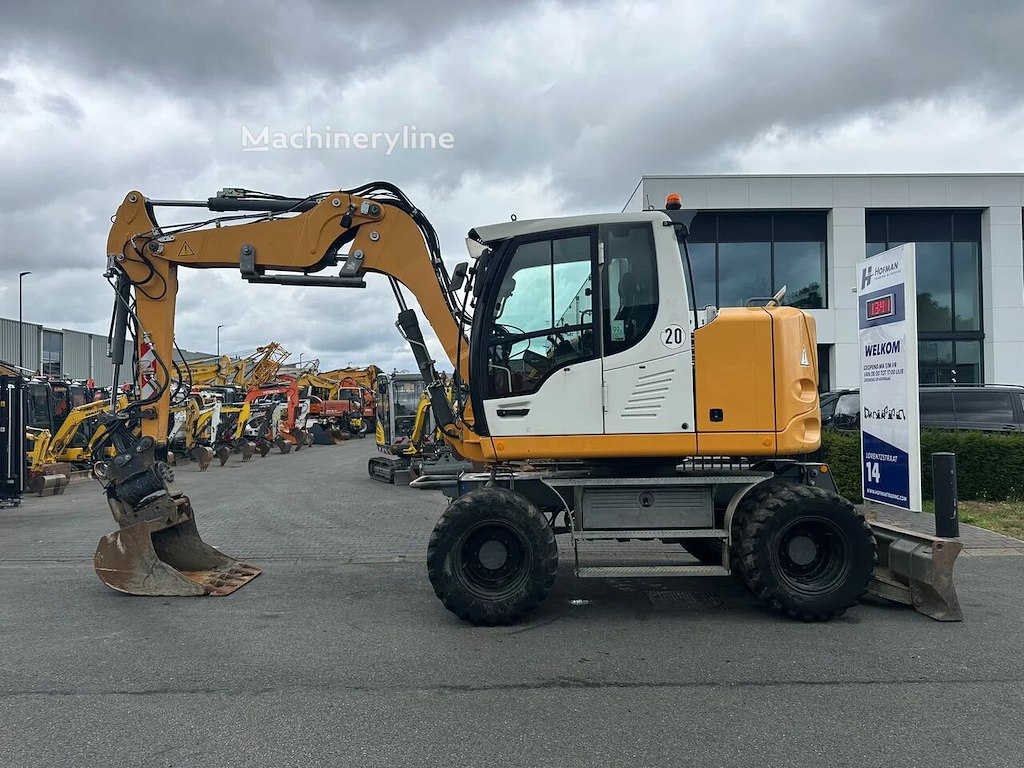 Liebherr A910 Compact | Powertilt bager točkaš