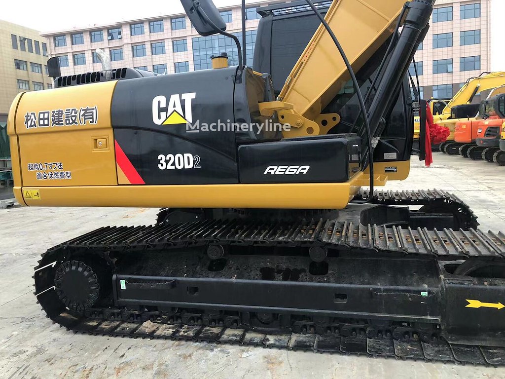 Caterpillar 320D bager guseničar