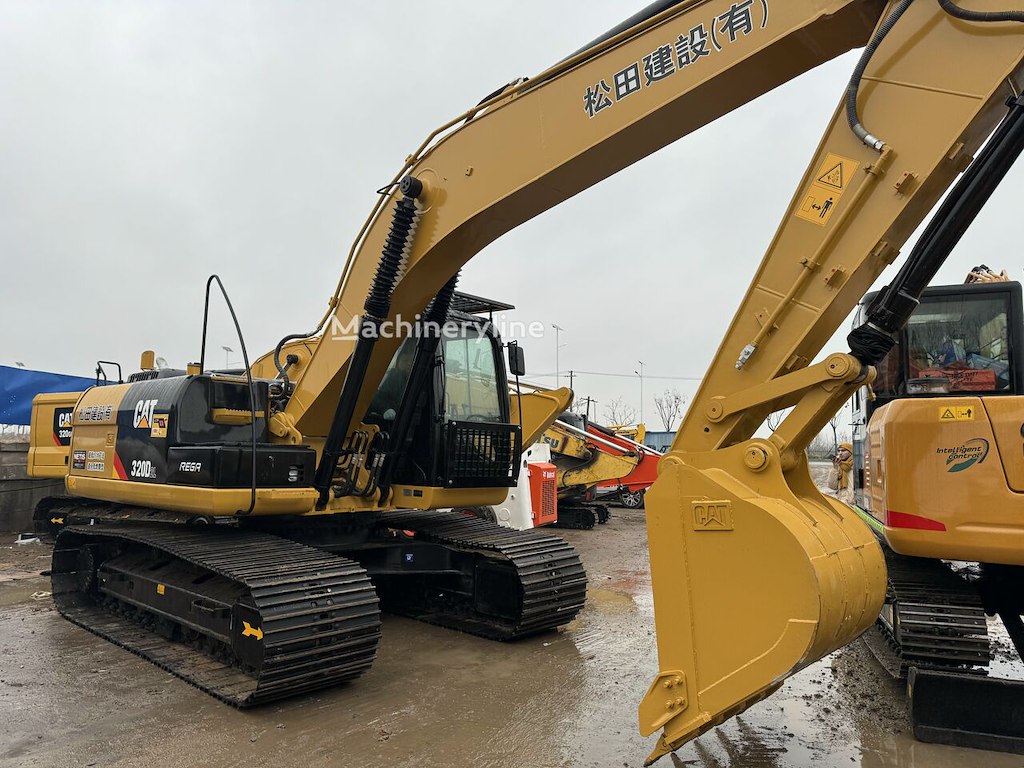 Caterpillar 320D bager guseničar