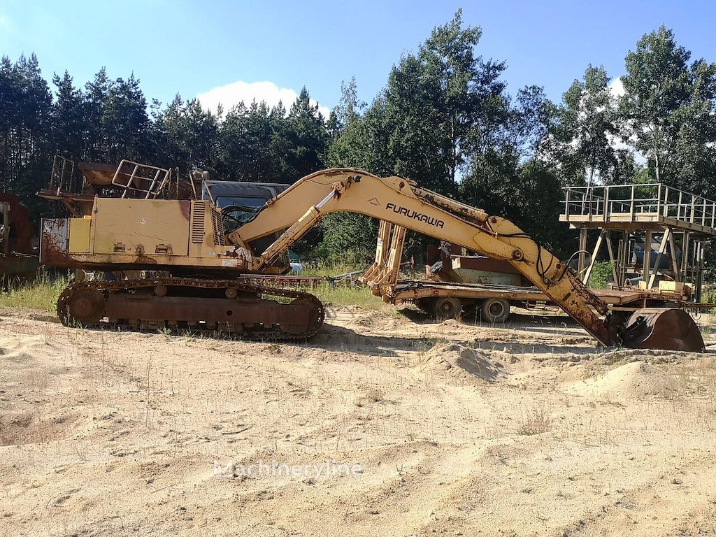 Furukawa 645 bager guseničar