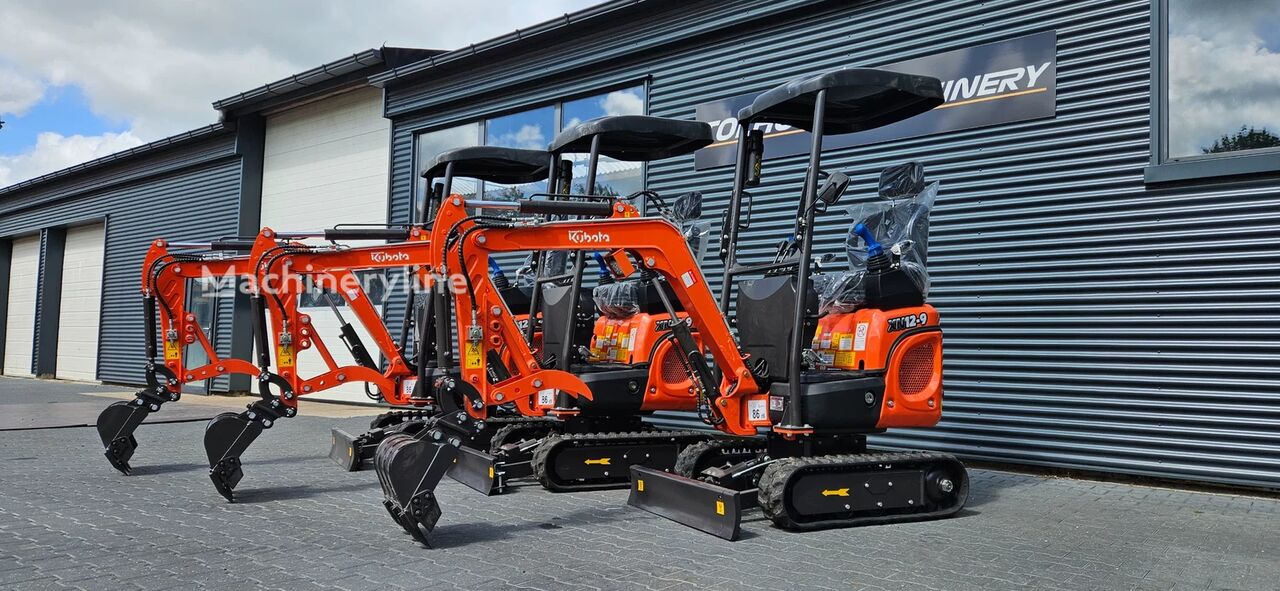 Novi Rhinoceros XN12-9 powered by KUBOTA mini bager