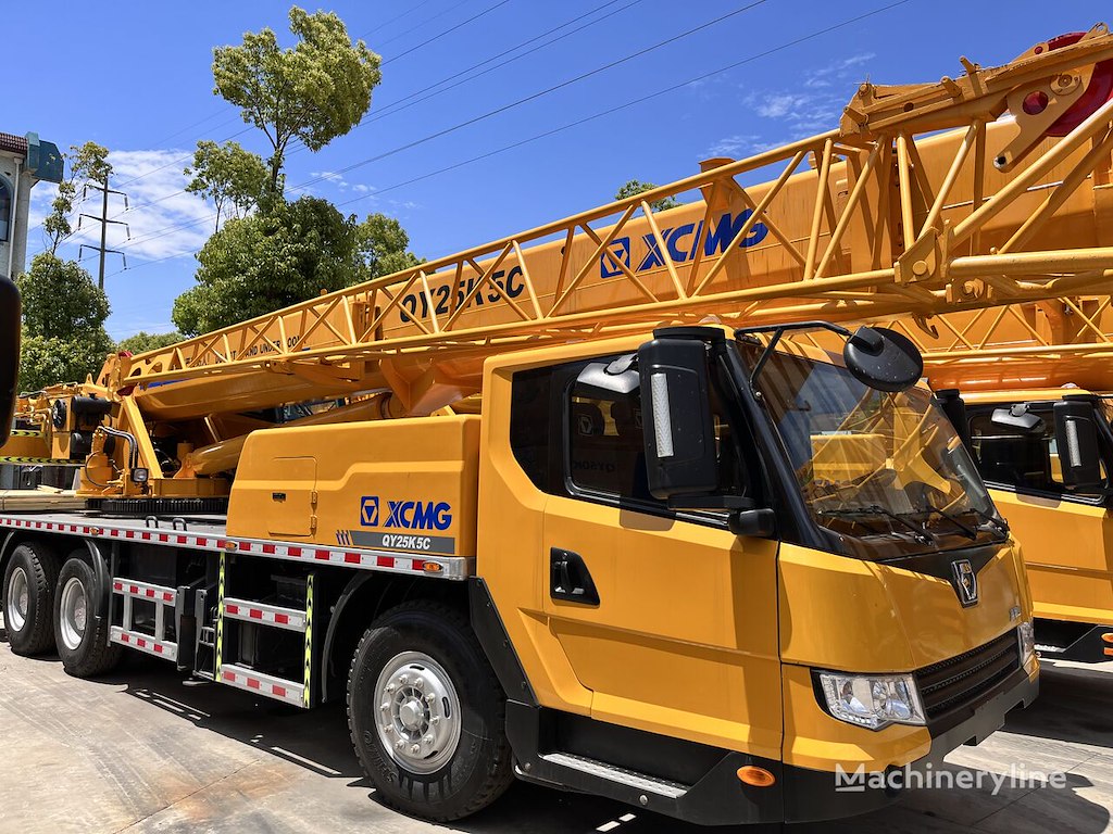 XCMG QY25 dizalica za sve terene
