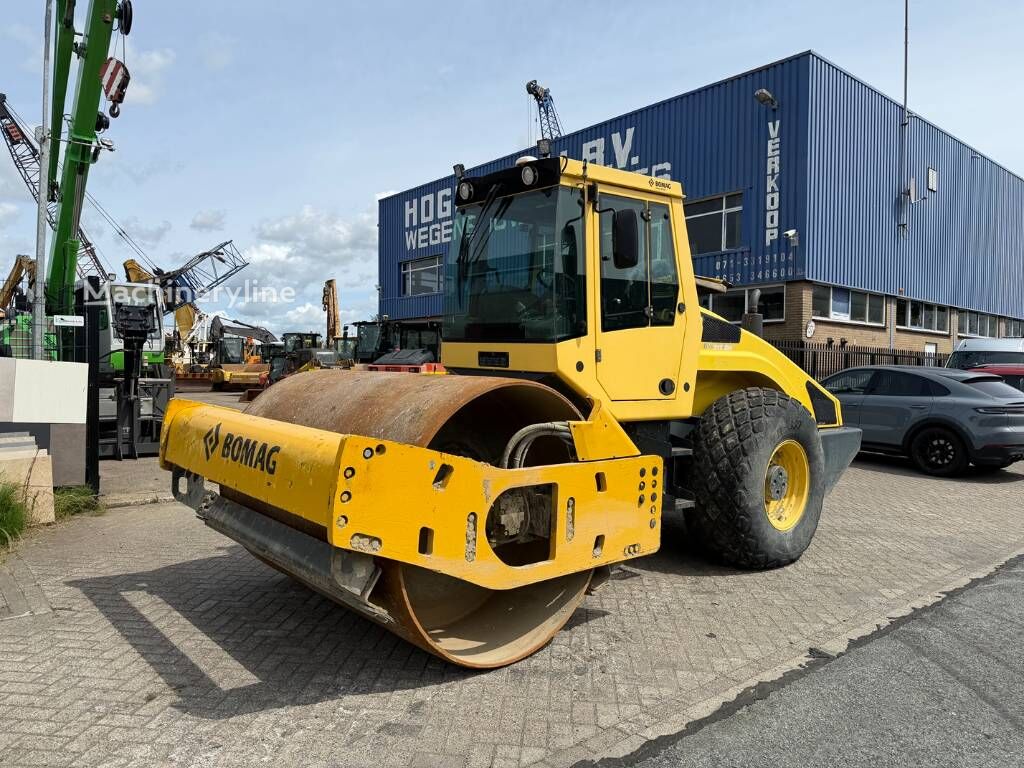 BOMAG BW 213 D H-4 kompaktor s jednim valjkom
