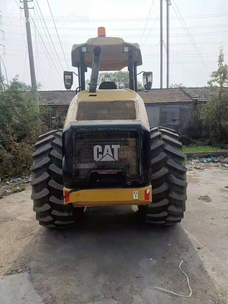 Caterpillar CS56 kompaktor s jednim valjkom