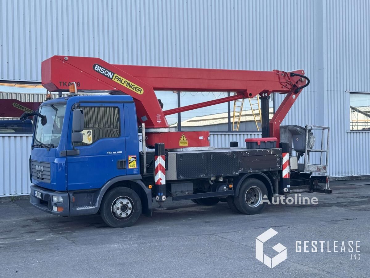 MAN TGL 10.180 auto dizalica s korpom