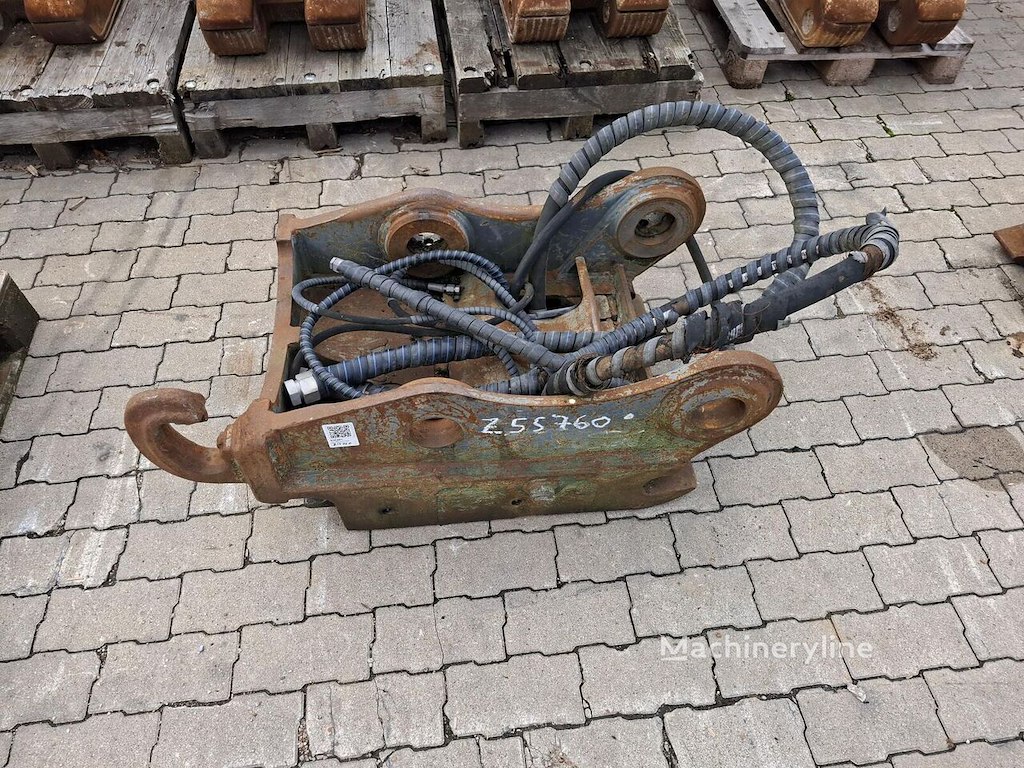 OilQuick OQ80 brza spojnica za Hitachi ZX250-ZX300 bagera
