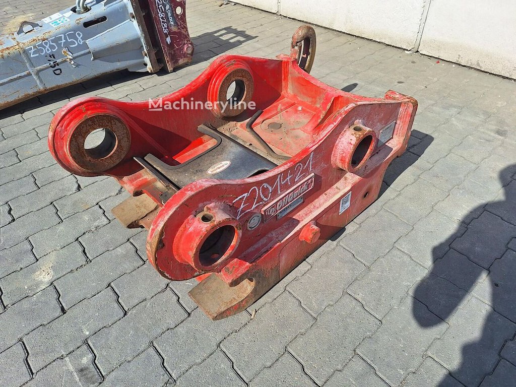 OilQuick OQ80 brza spojnica za Hitachi ZX250 bagera