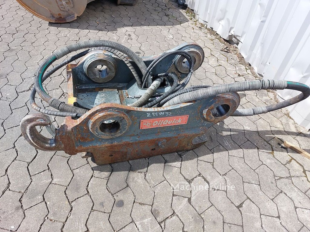 OilQuick OQ80 brza spojnica za bagera