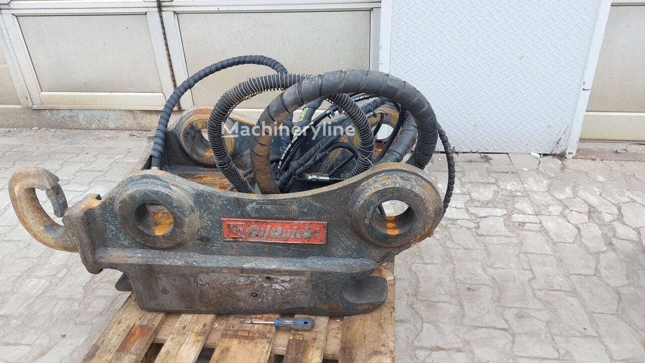 OilQuick OQ80 brza spojnica za Hitachi ZX350 bagera